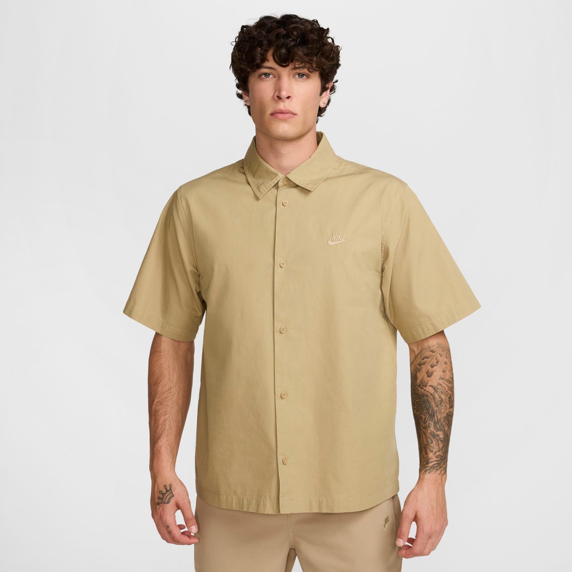 Men's Nike Club Short-Sleeve Button-Down Shirt | JD Sports