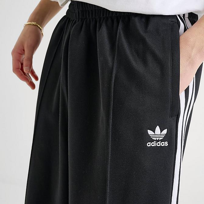 Men's adidas Originals adicolor Baggy Firebird Track Pants Men's adidas Originals adicolor Baggy Firebird Track Pants