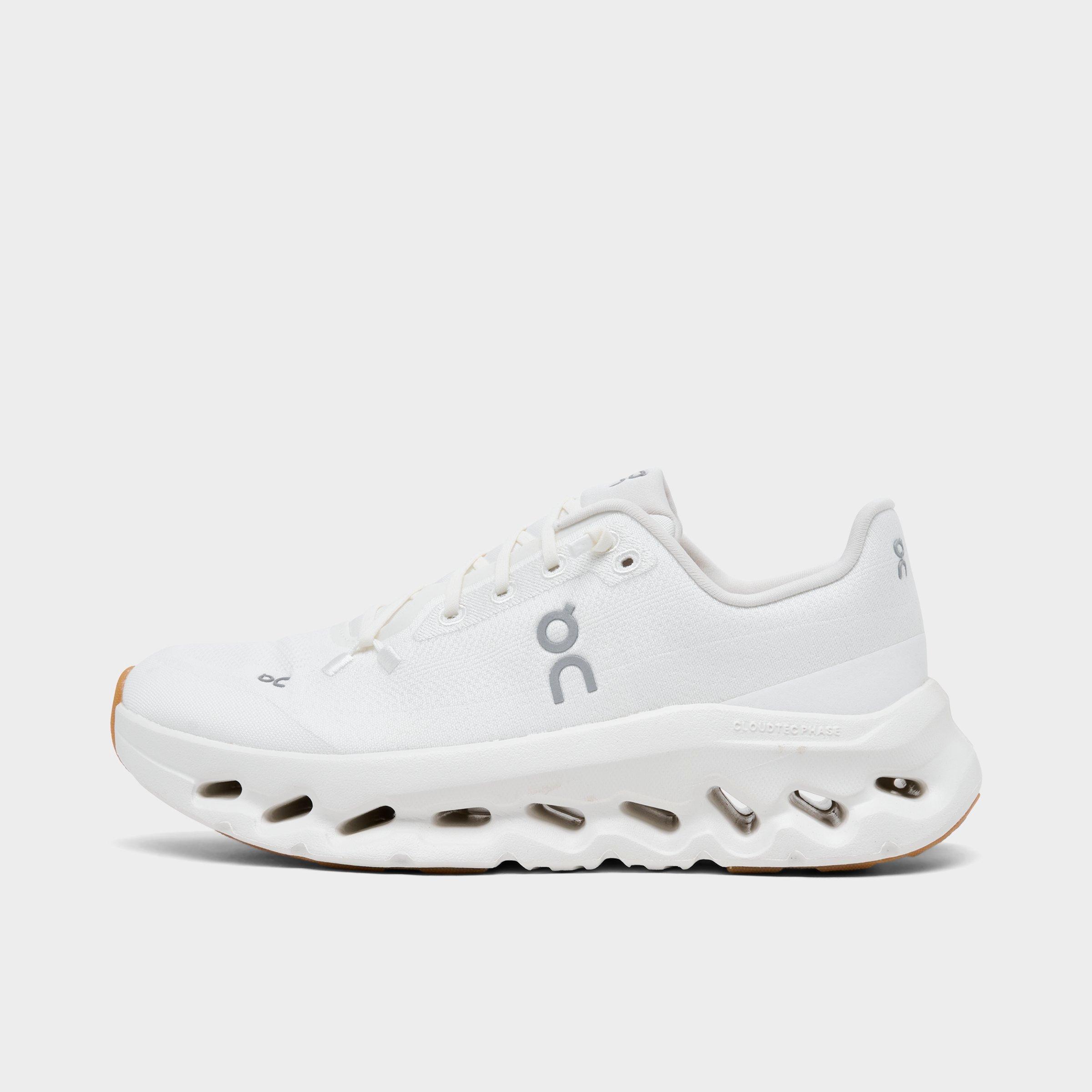 Click here for On Womens Cloudtilt Casual Shoes Size: 9.0 prices