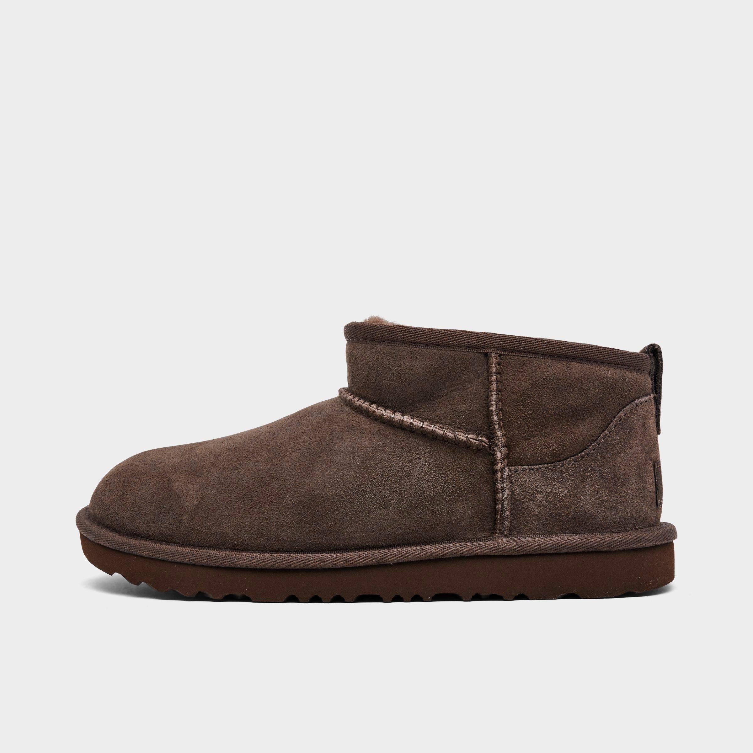 Click here for Ugg Unisex Classic Ultra Mini Boots - Big Kid prices