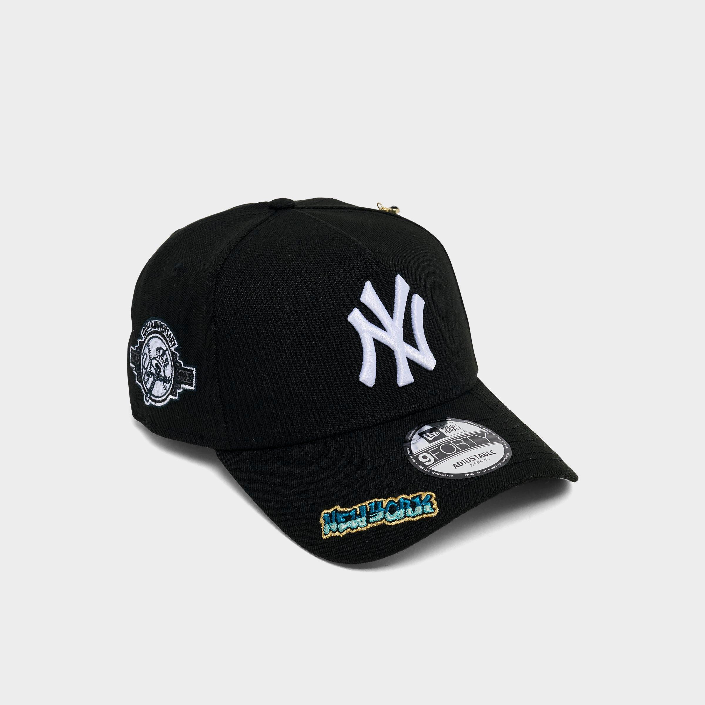 Click here for New Era New York Yankees MLB 9FORTY Chains Snapbac... prices