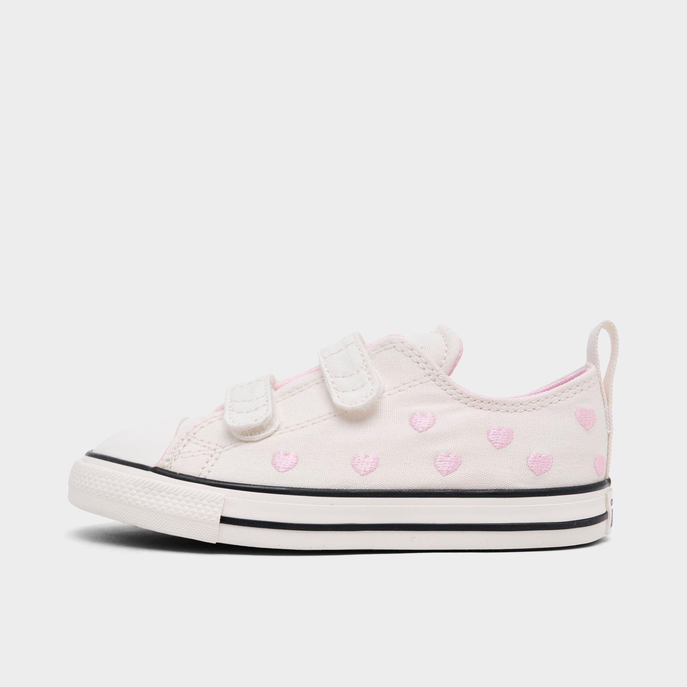 Click here for Converse Girls Toddler Chuck Taylor All Star Ox Va... prices