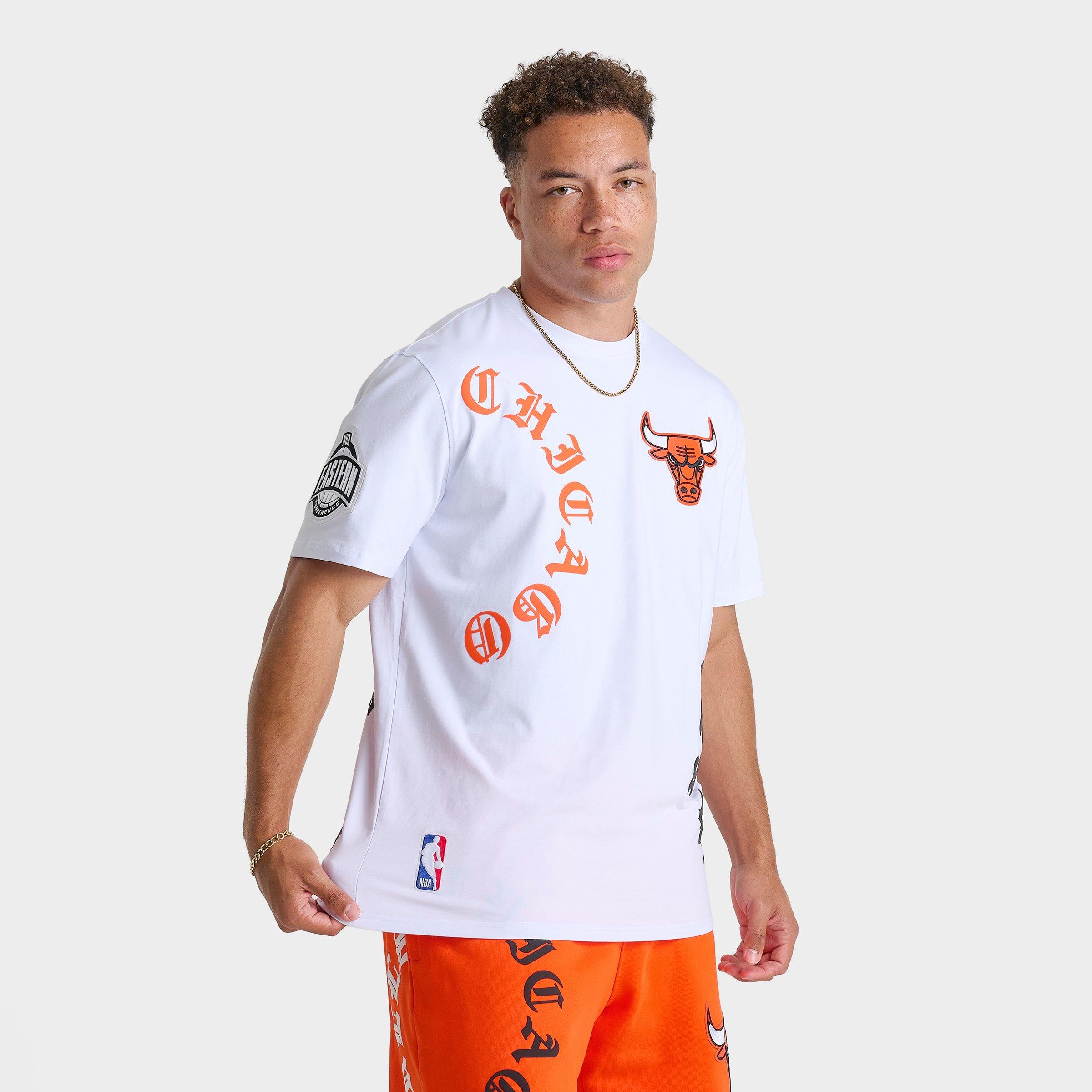 Click here for Pro Standard Mens Chicago Bulls NBA Old English T-... prices