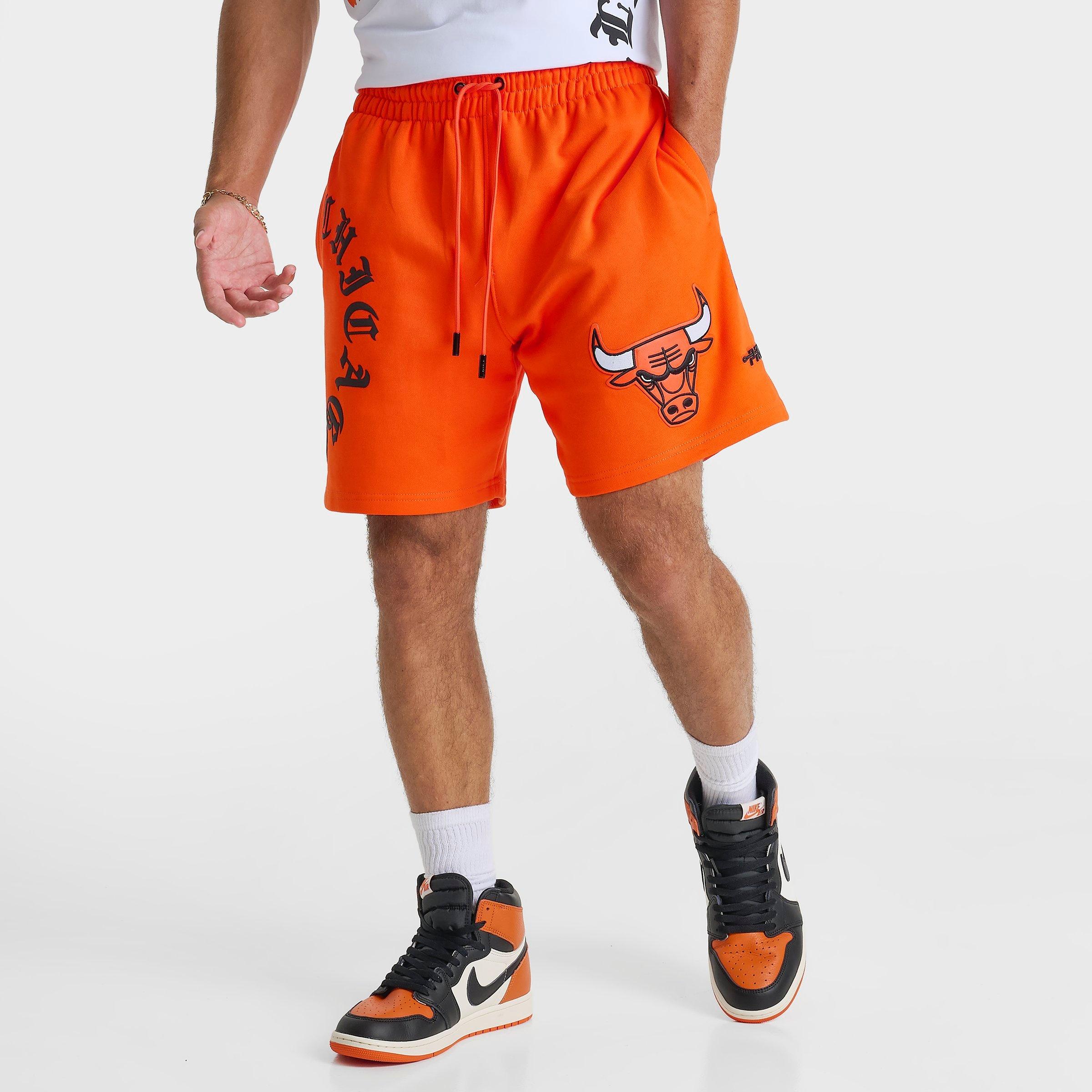 Click here for Pro Standard Mens Chicago Bulls NBA Old English Fl... prices