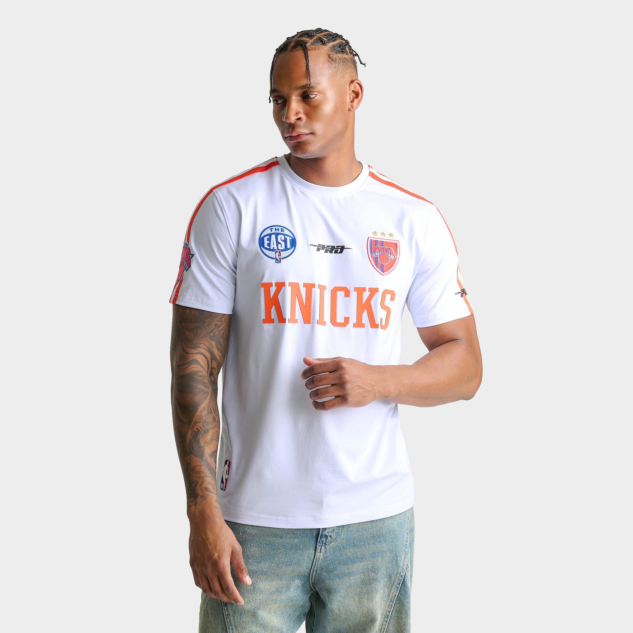 Click here for Pro Standard Mens New York Knicks NBA Ultras Tapin... prices