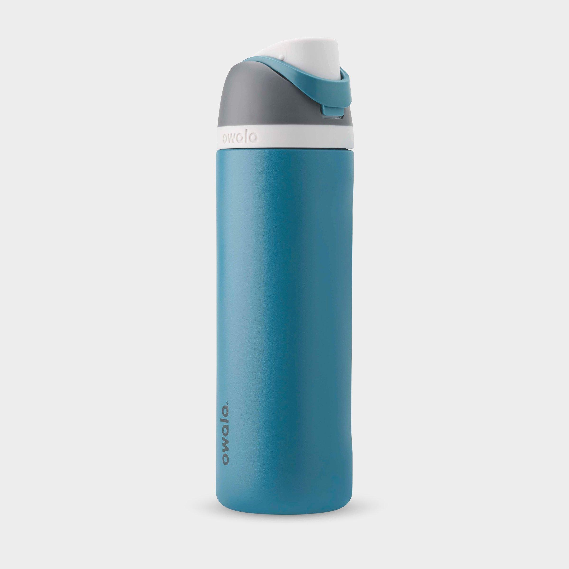 Click here for Owala FreeSip Water Bottle (24 oz) in Blue Oasis prices