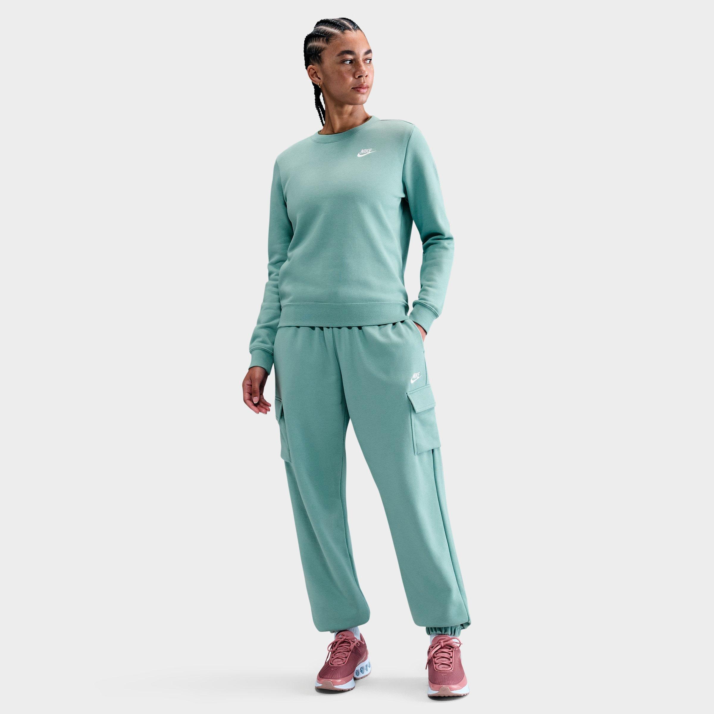 Nike Womens Sportswear Club Fleece Mid-Rise Oversized Cargo Sweatpants in Cannon/White Size: Small