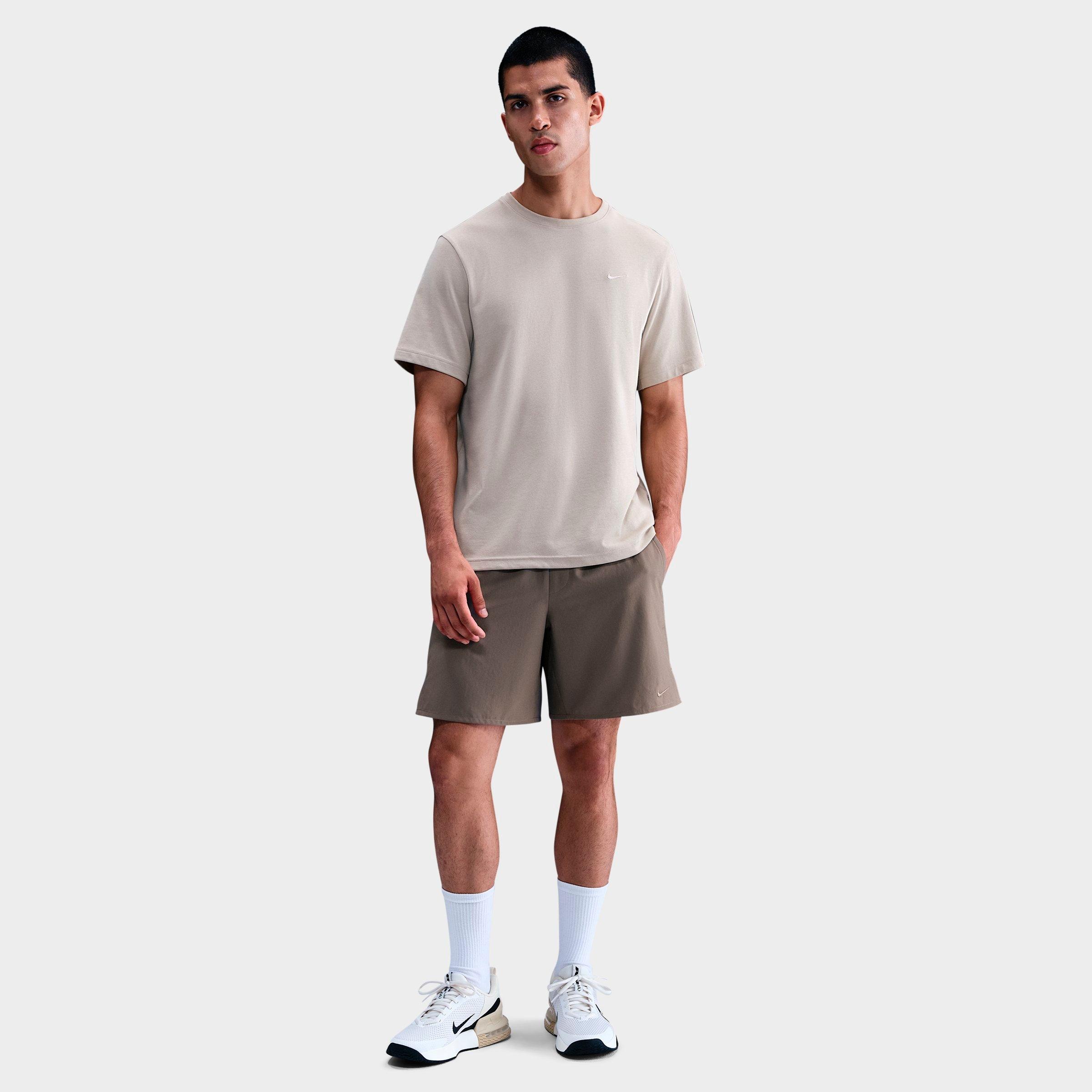 Click here for Nike Mens Unlimited Dri-FIT 7 Unlined Versatile Sh... prices