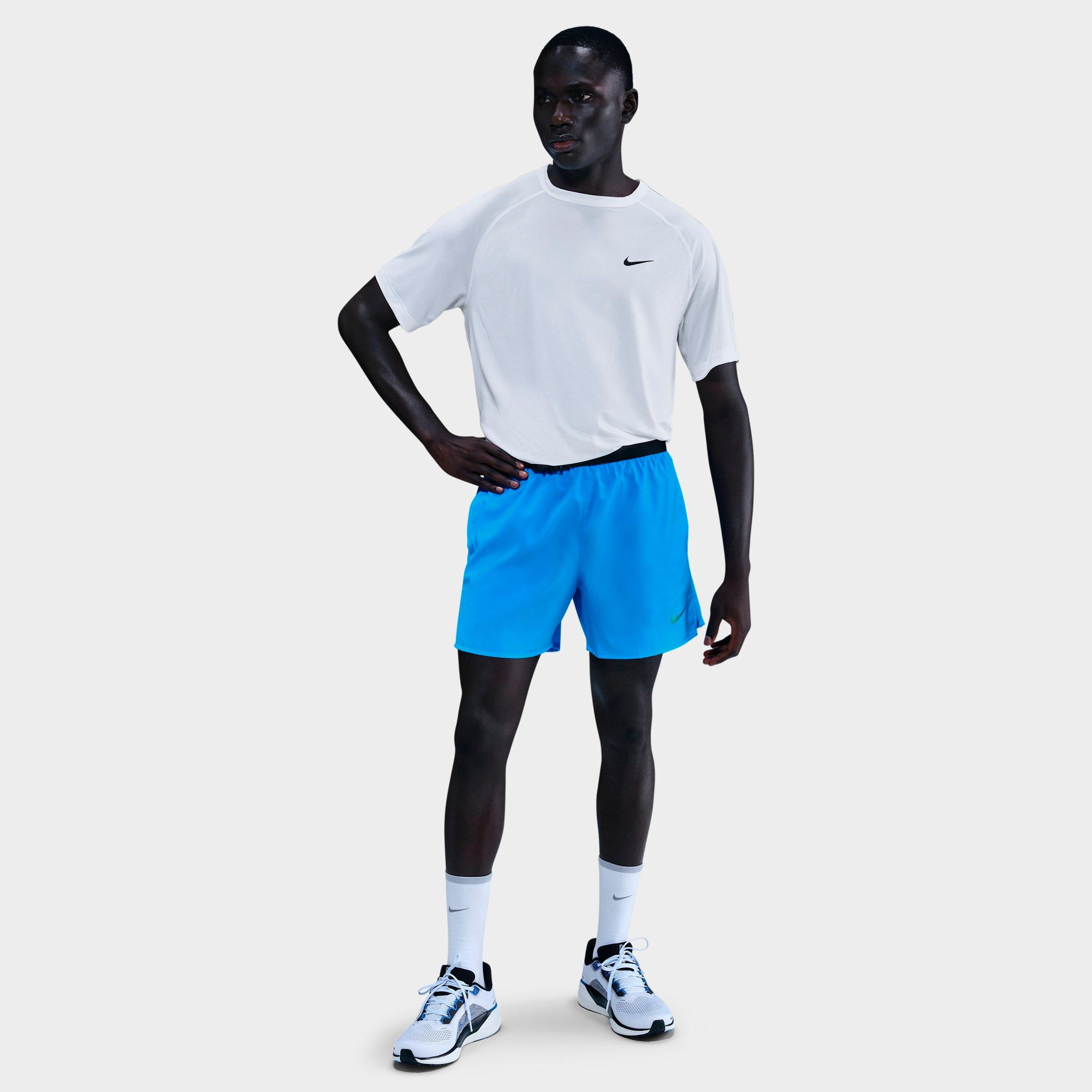 Click here for Nike Mens Dri-FIT Challenger 5 Brief-Lined Trainin... prices