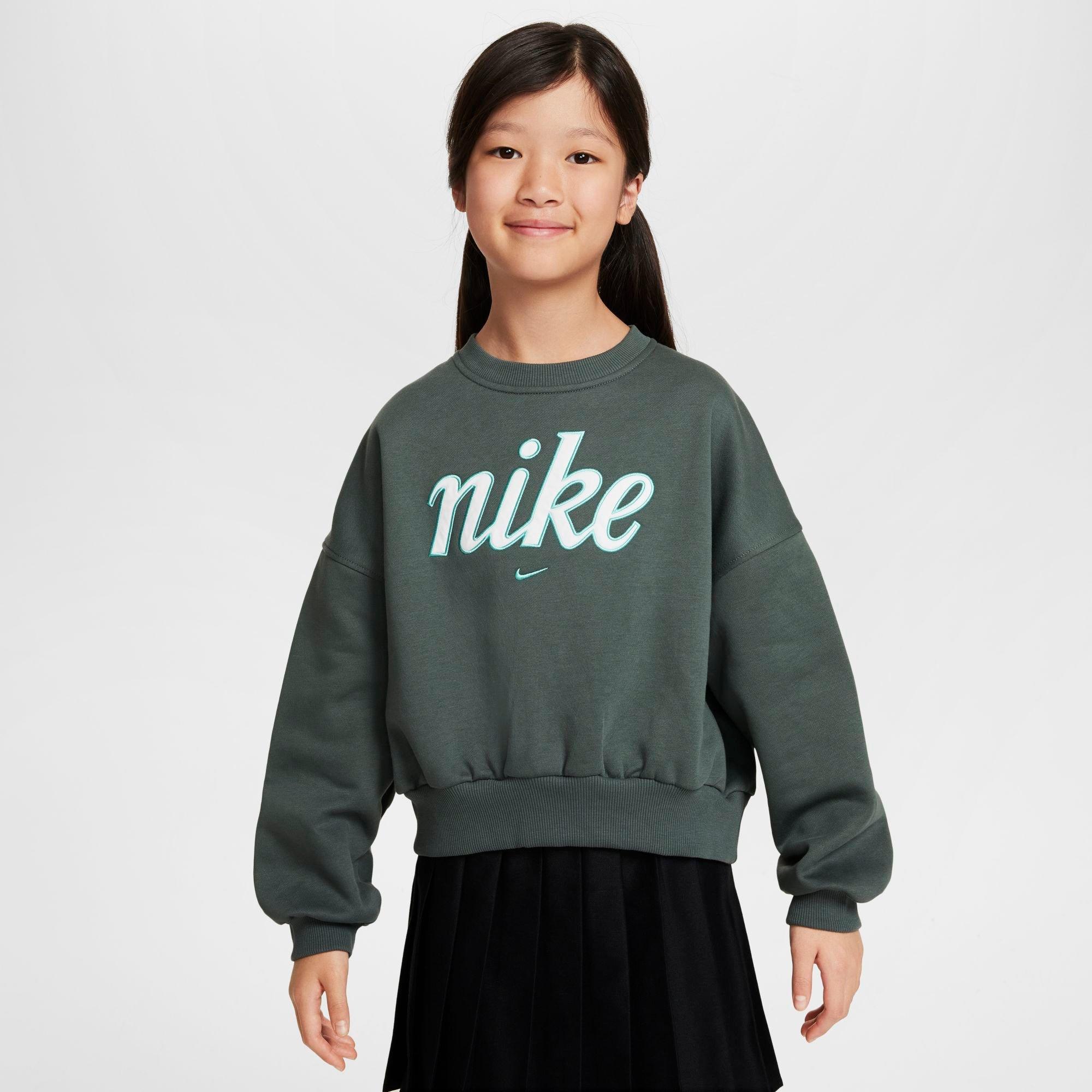Click here for Nike Girls Big Kids Sportswear Club Fleece Boxy Cr... prices
