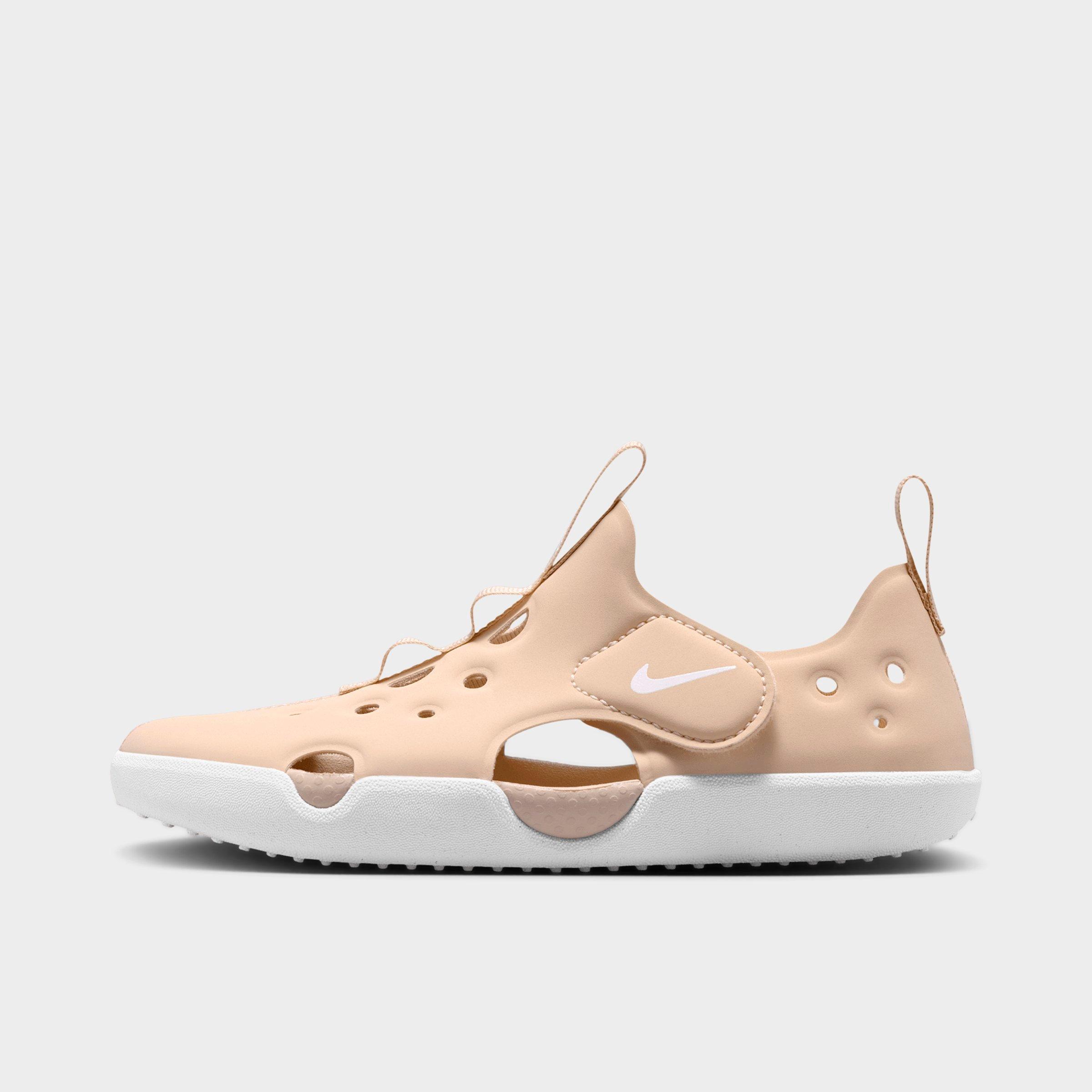 Click here for Nike Little Kids Sunray Protect 4 Sandals in Sandd... prices