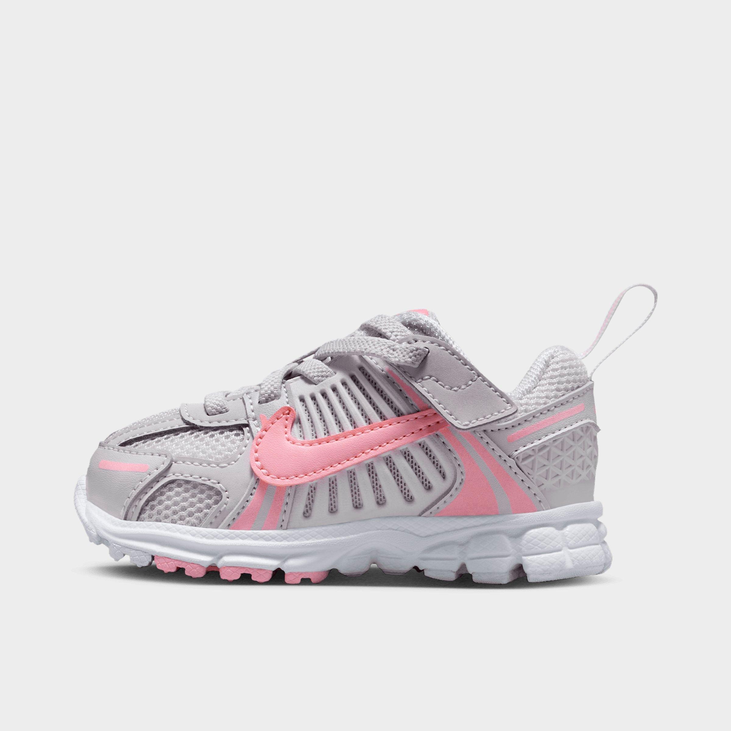 Click here for Nike Kids Toddler Vomero 5 Stretch Lace Casual Sho... prices