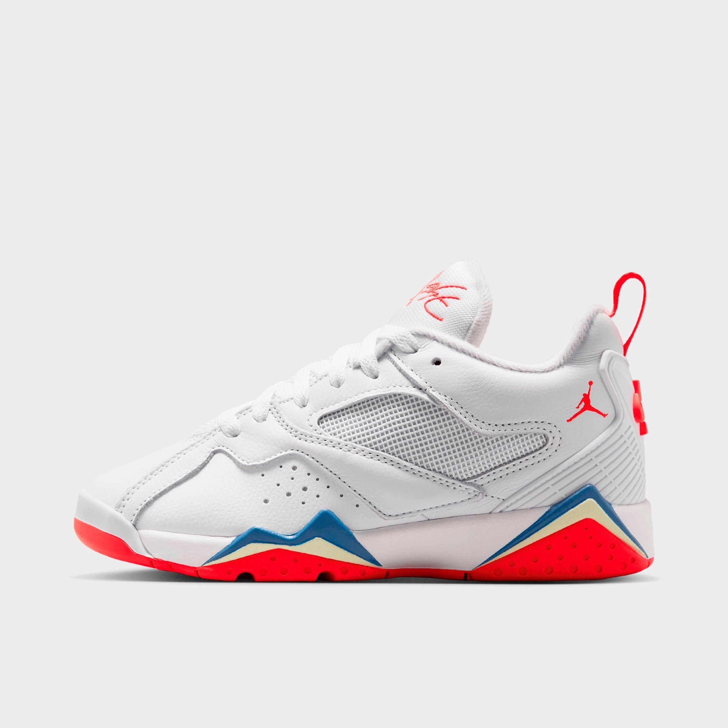 Click here for Jordan Big Kids Air MVP 92 Basketball Shoes in Whi... prices