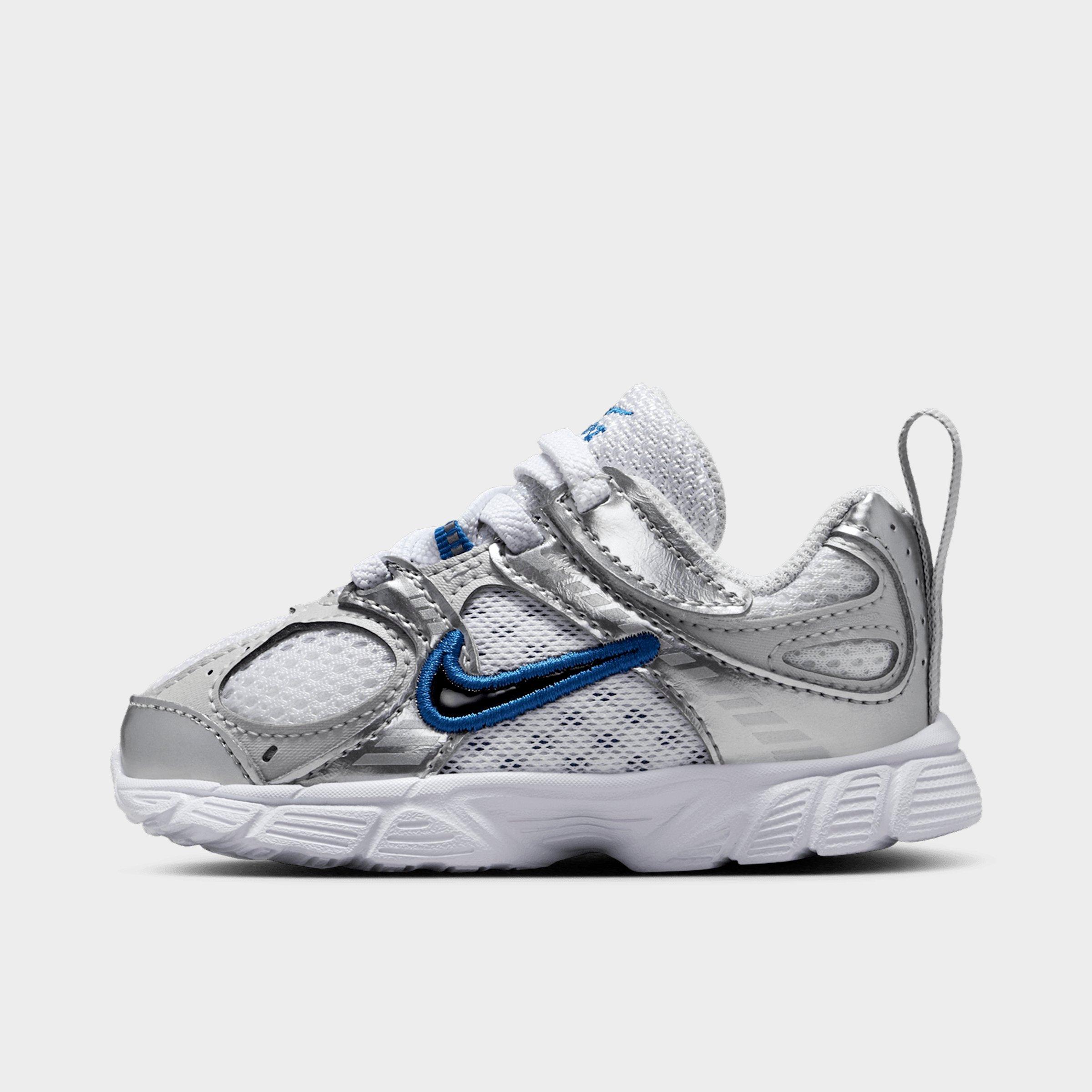 Click here for Nike Kids Toddler V5 RNR Stretch Lace Casual Shoes... prices