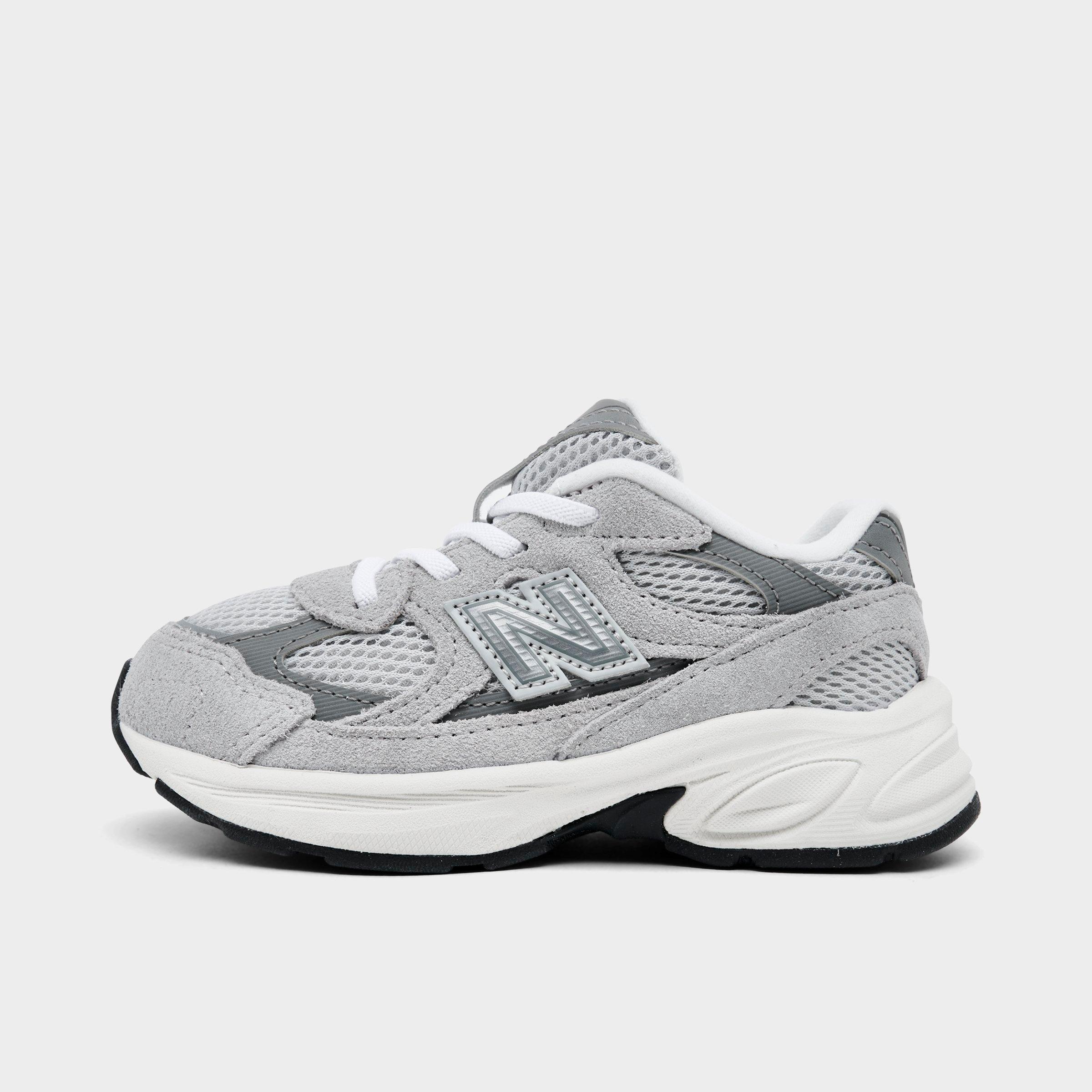 Click here for Kids Toddler New Balance 2010 Stretch Lace Casual... prices