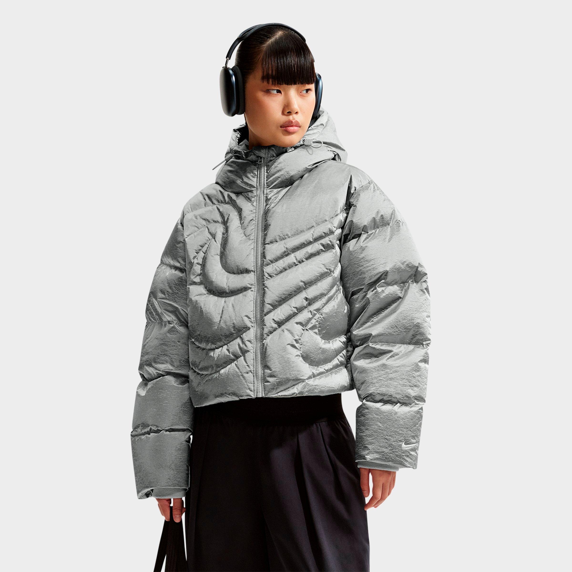 Click here for Nike Womens Sportswear Swoosh Series Therma-FIT Ov... prices