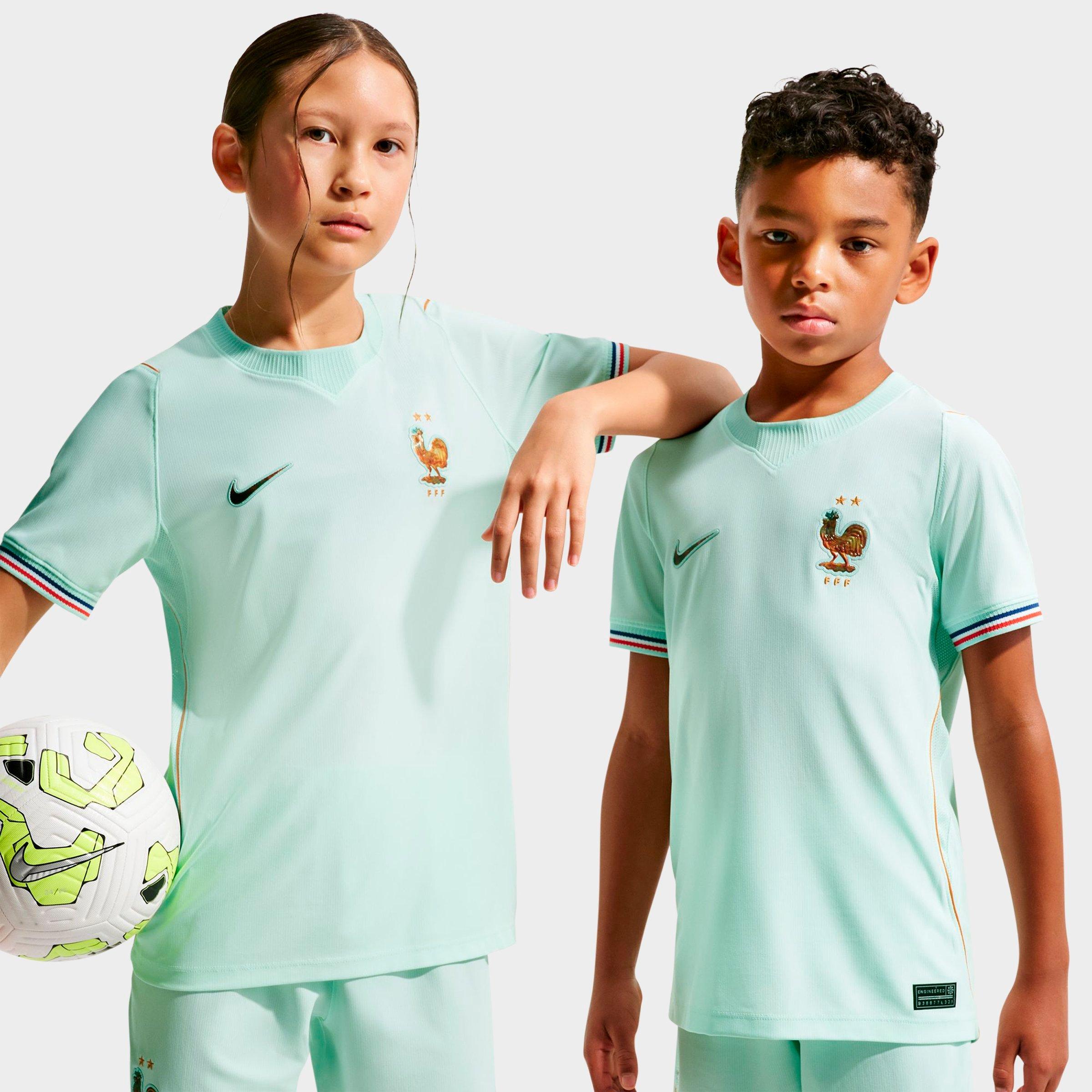 Click here for Nike Big Kids France 26 Stadium Away Dri-FIT Repli... prices