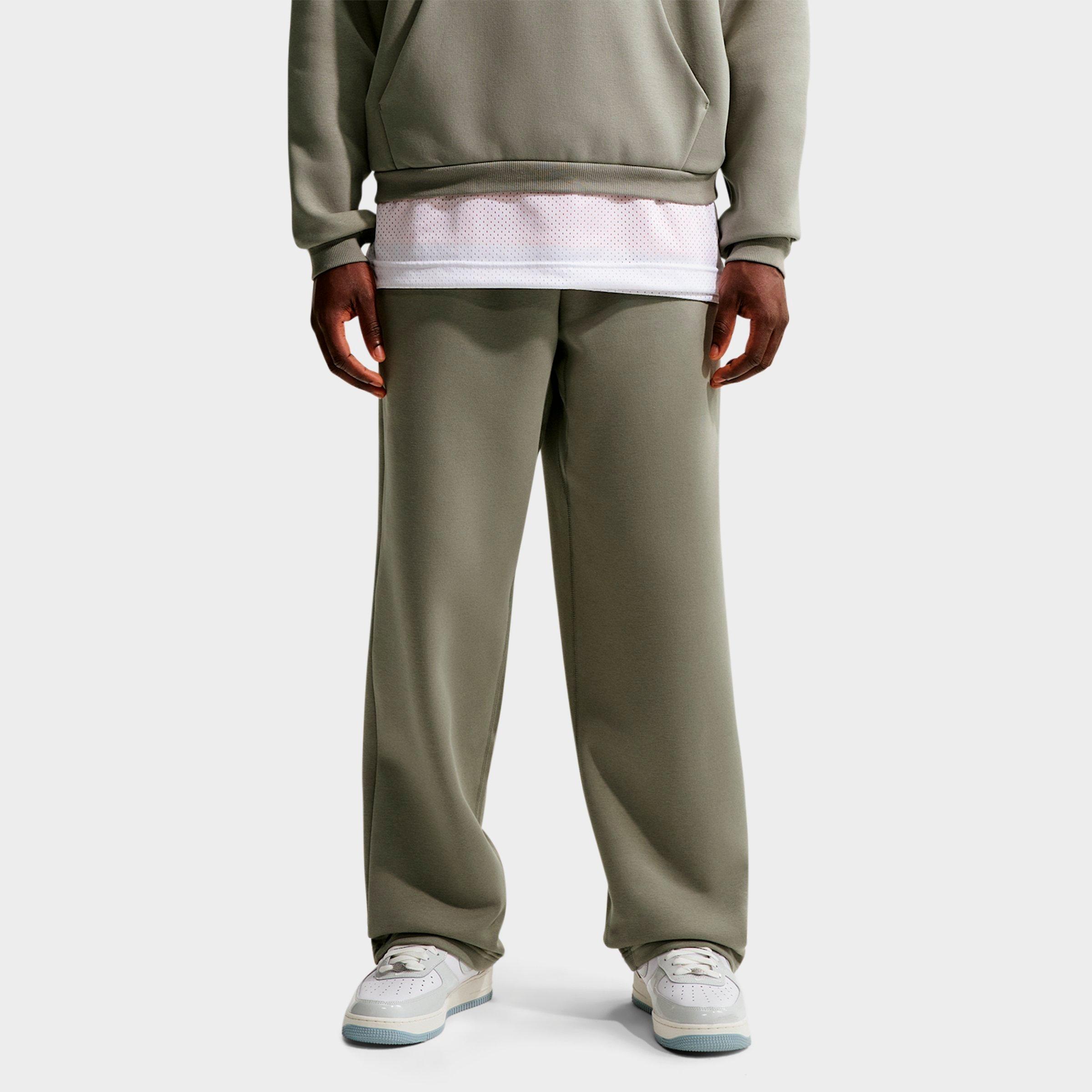 Click here for Nike Mens Standard Issue Therma-FIT Brushed Fleece... prices