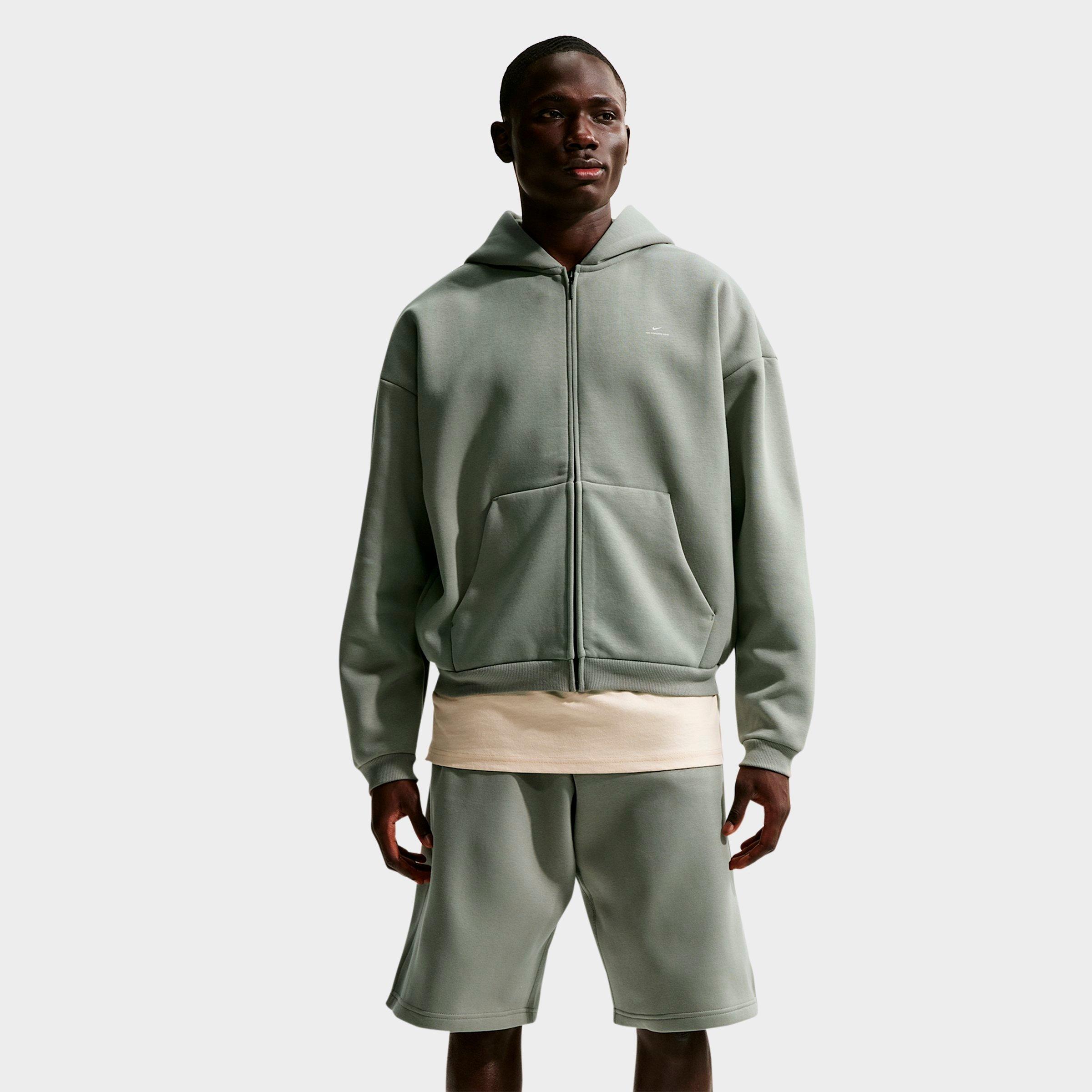 Click here for Nike Mens Standard Issue Therma-FIT Full-Zip Baske... prices