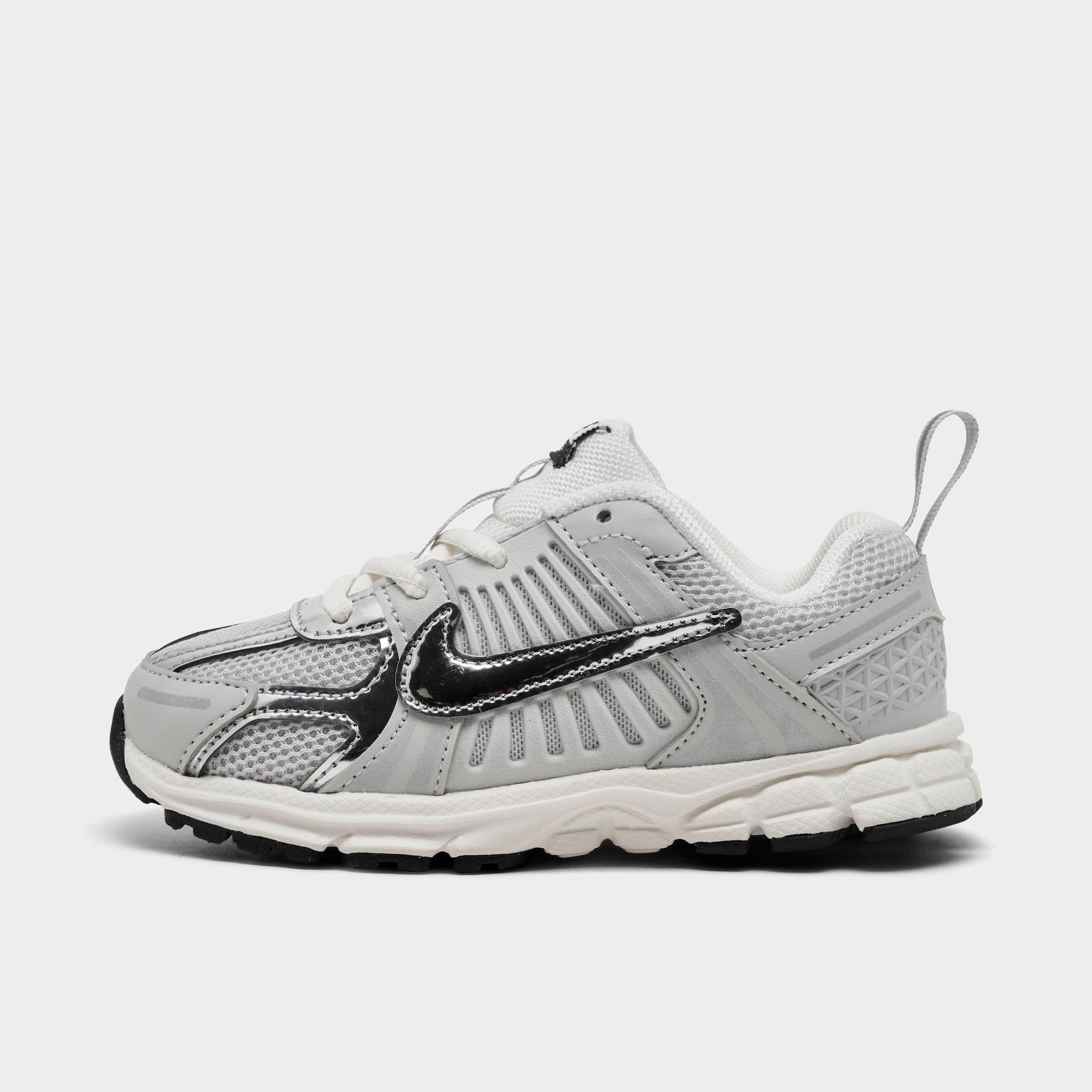 Click here for Nike Kids Toddler Vomero 5 Casual Shoes in Photon... prices