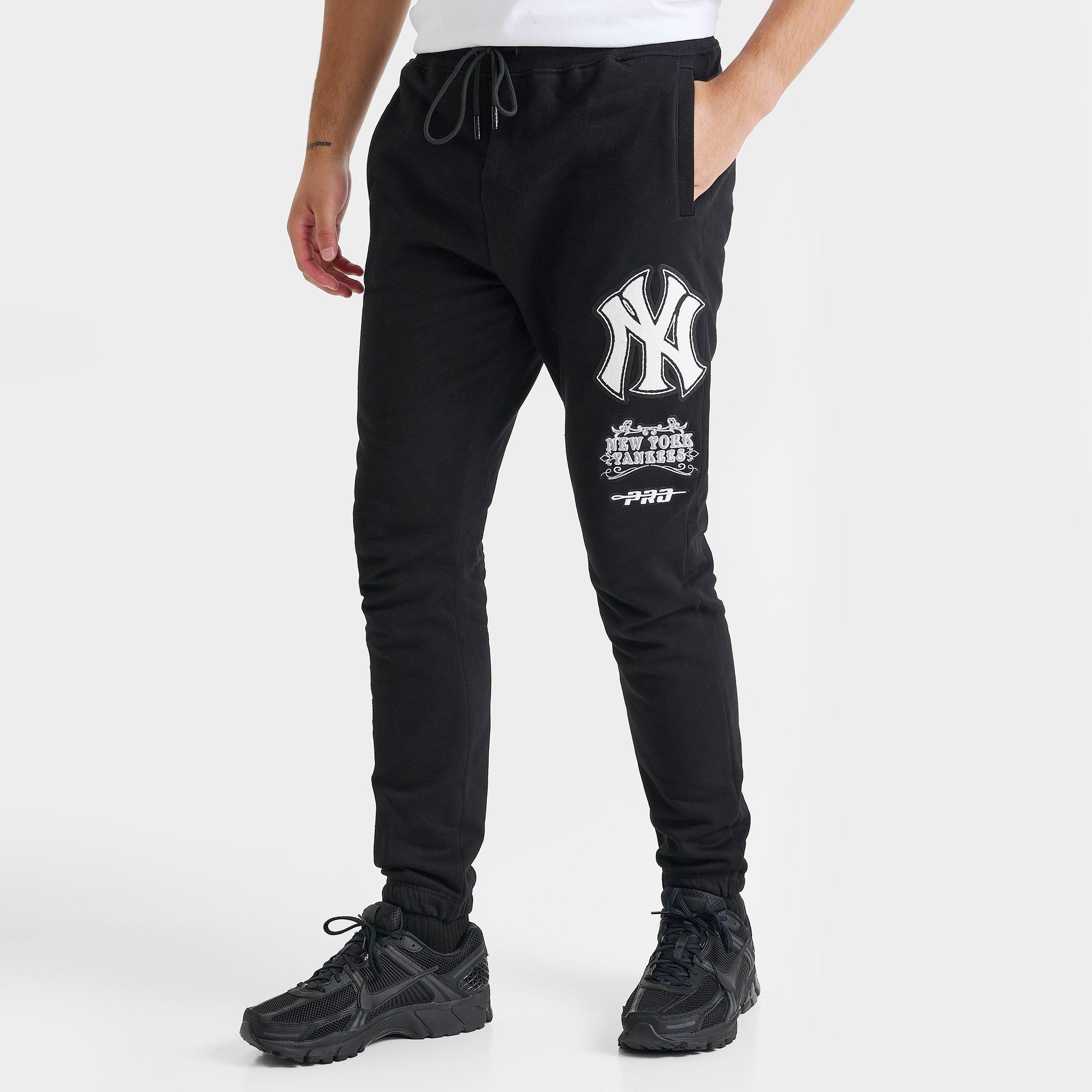 Click here for Pro Standard Mens New York Yankees MLB Rebel Jogge... prices
