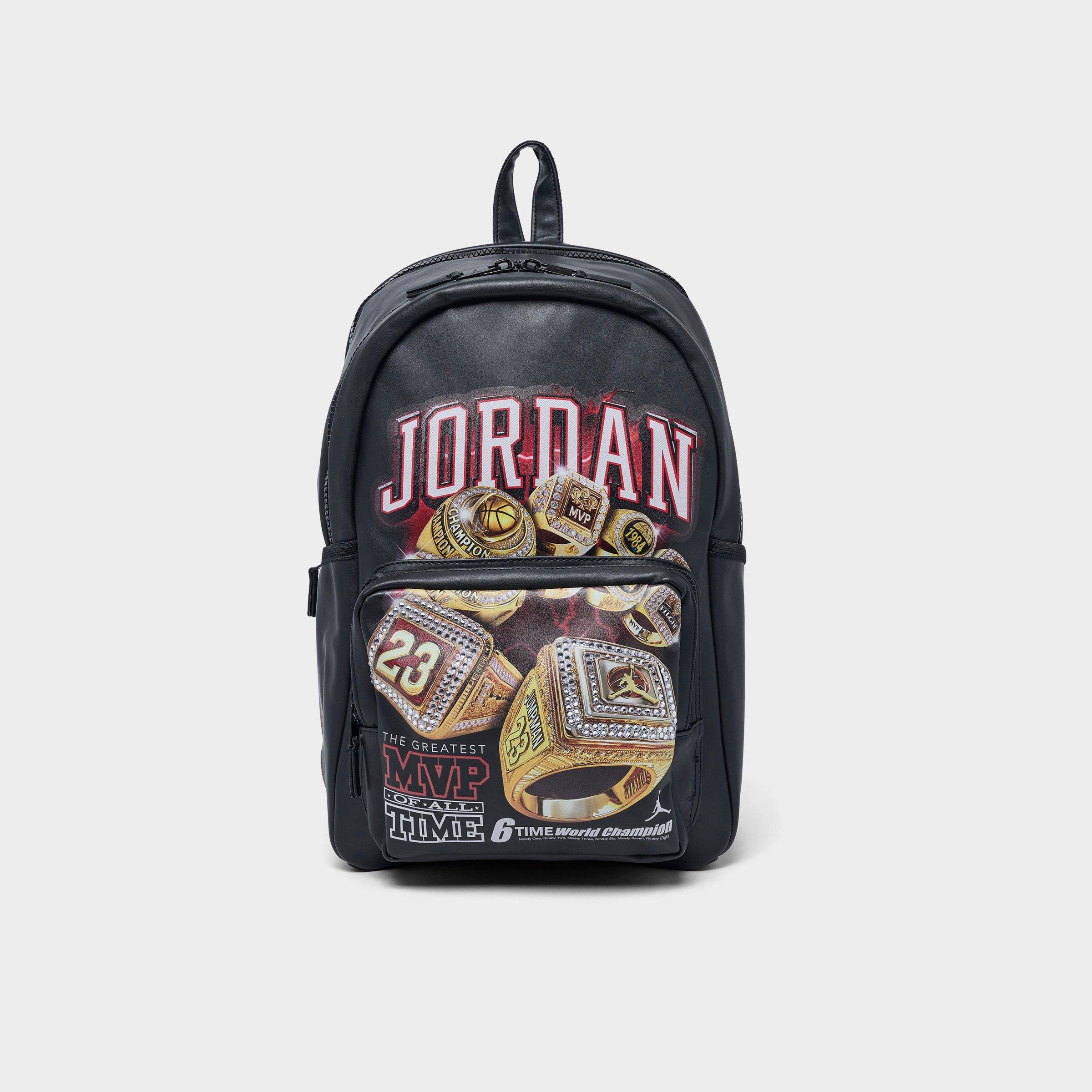 Click here for Jordan Borough Backpack (17L) in Black prices